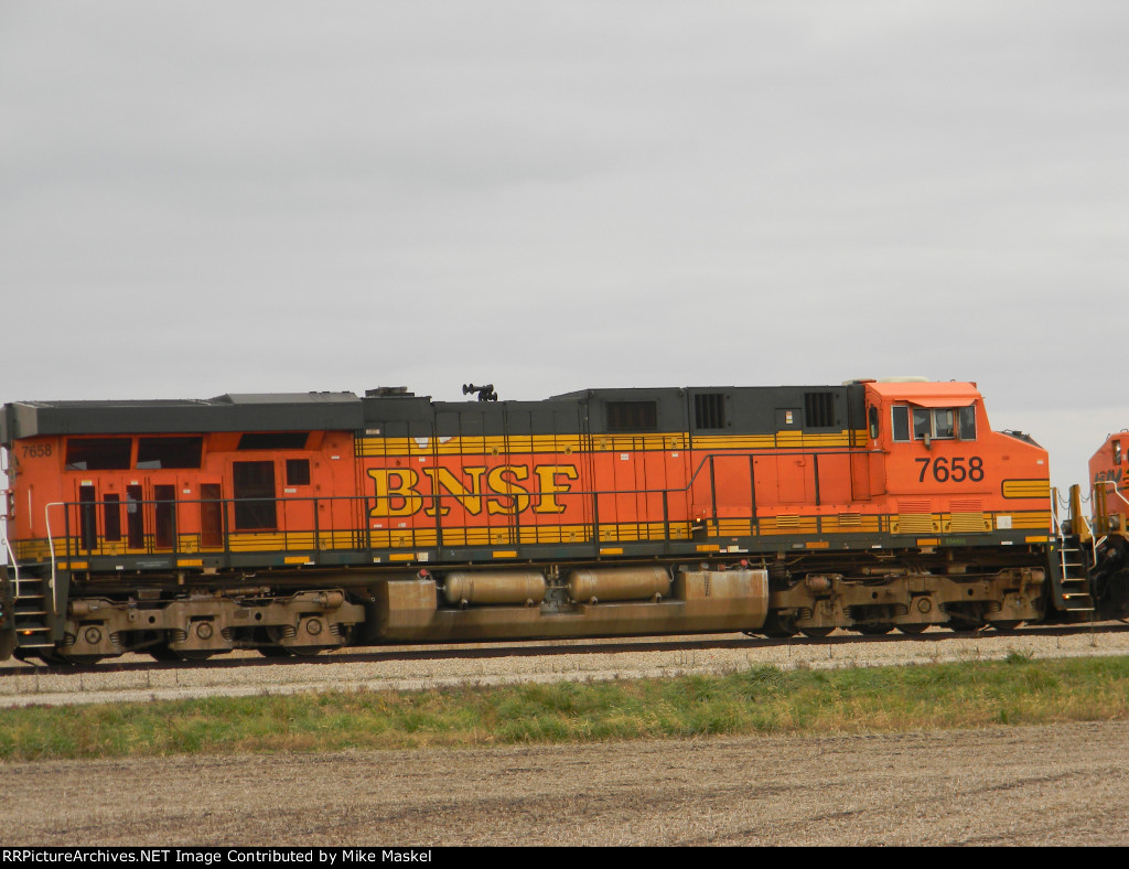 BNSF 7658